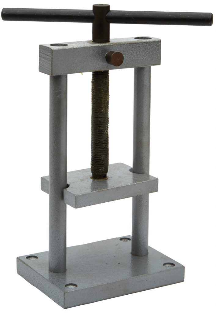 MESTRA® SPRING FLASK CLAMP/PRESS | WHW